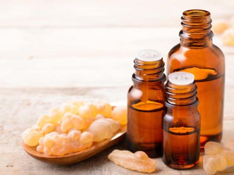 Essential Oil Mixing Guide for Your Diffuser [Beginners]